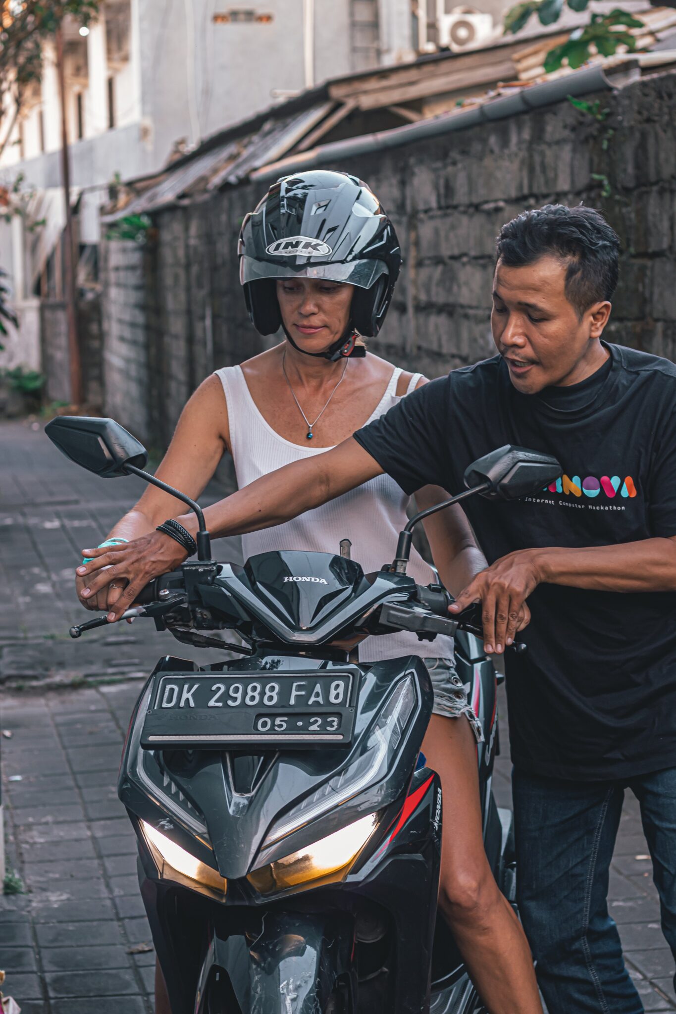 Courses - Bali Scooter Lesson and Riding Culture