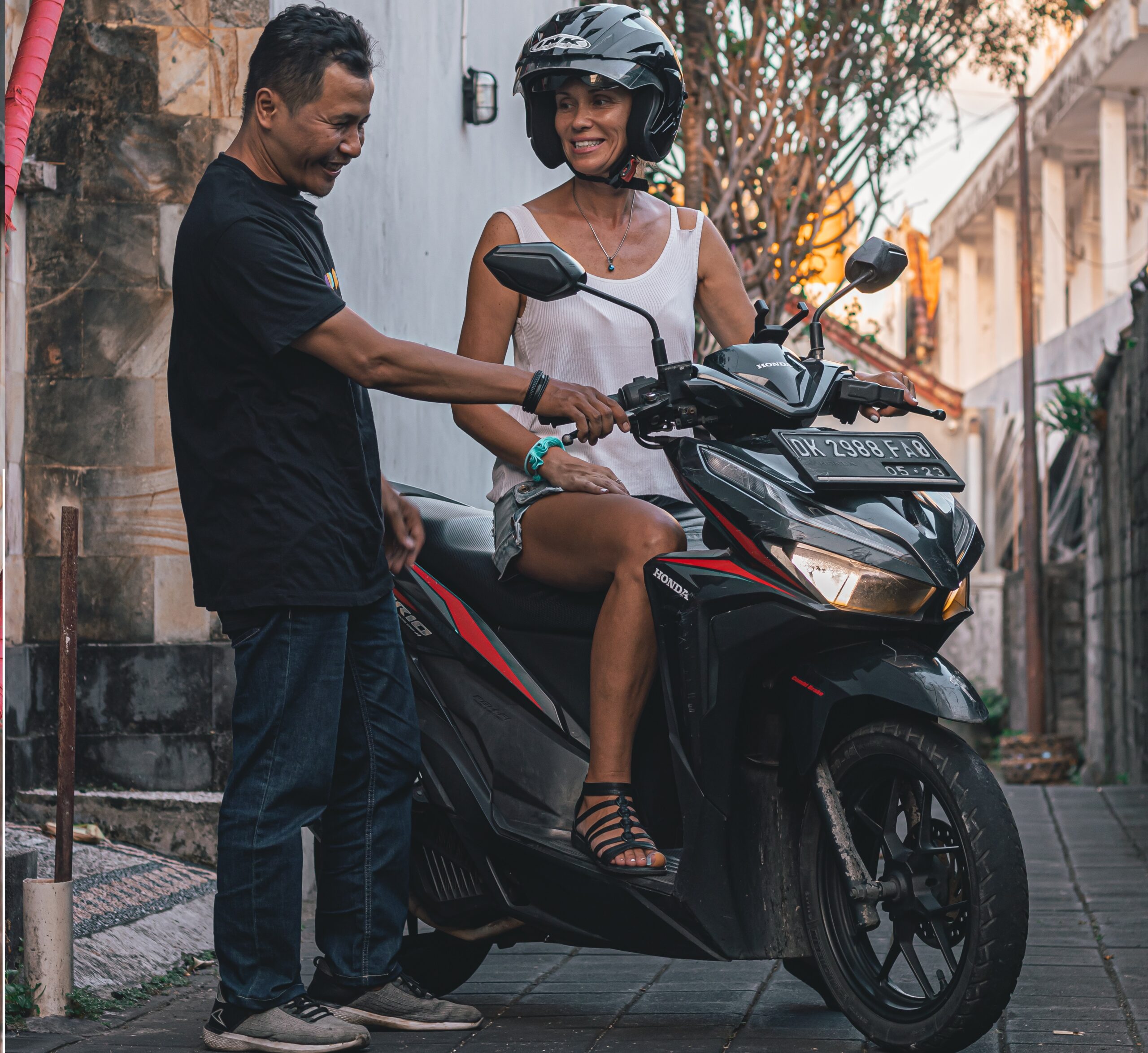 Courses - Bali Scooter Lesson and Riding Culture